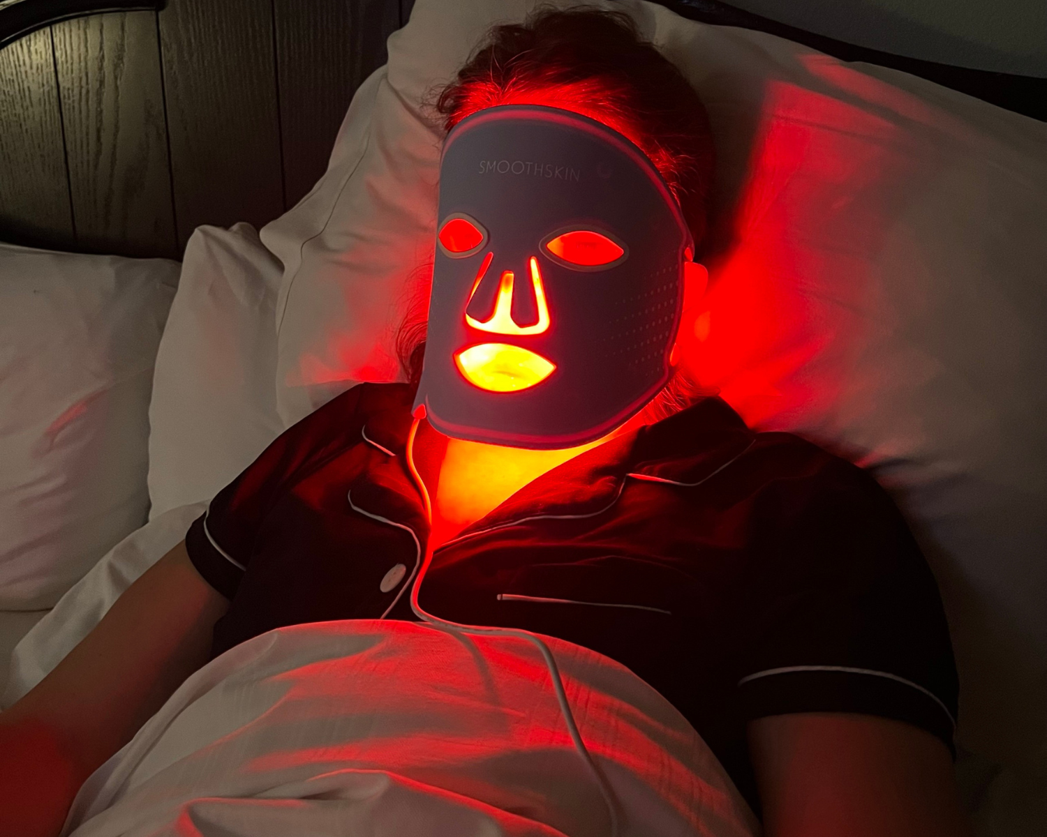 Self-care sunday: How to elevate your at-home spa night with a red lig ...